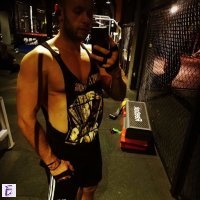 Γνωριμίες, σχέσεις φιλία και παρέα με Γυναίκες - Γυναικα - Elmaz